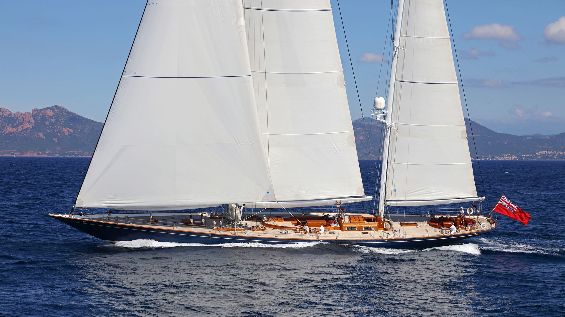 8 of the best sailing yachts at the 2016 Monaco Yacht Show